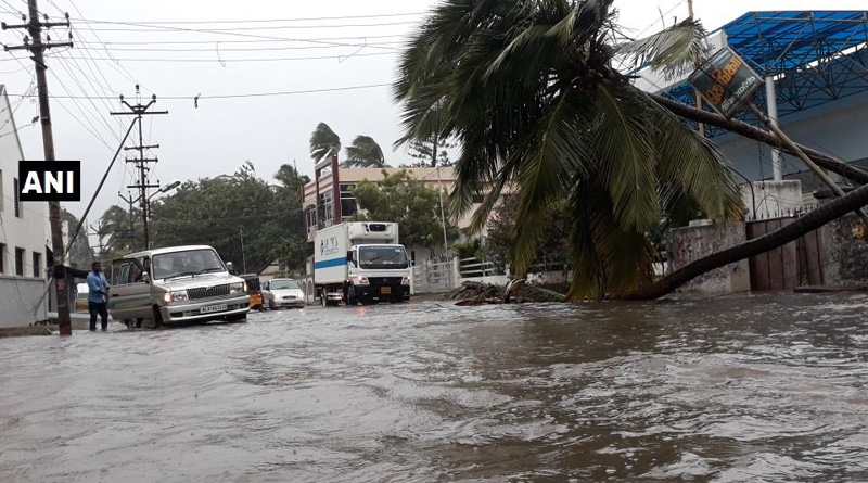 Cyclone Ockhi brings heavy rains, strong winds to Kerala, Kanyakumari