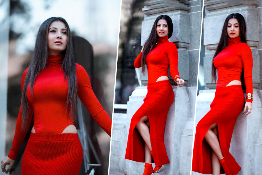 Monami Ghosh on Christmas mood in these pictures
