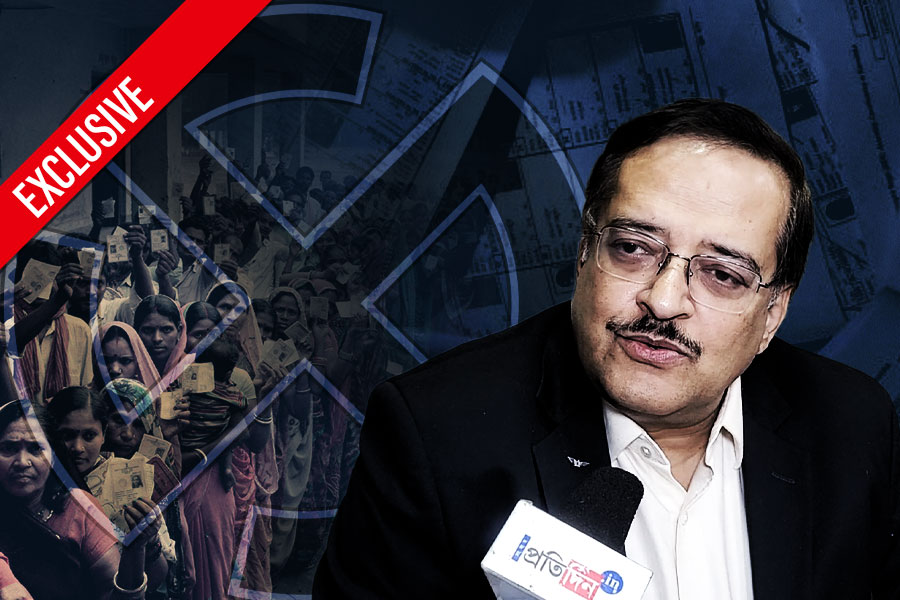 Exclusive interview with retired IAS and Special Roll Observer for SIR ...